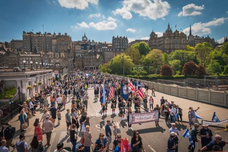 The Edinburgh Tartan Parade returns in May | The Scottish Banner